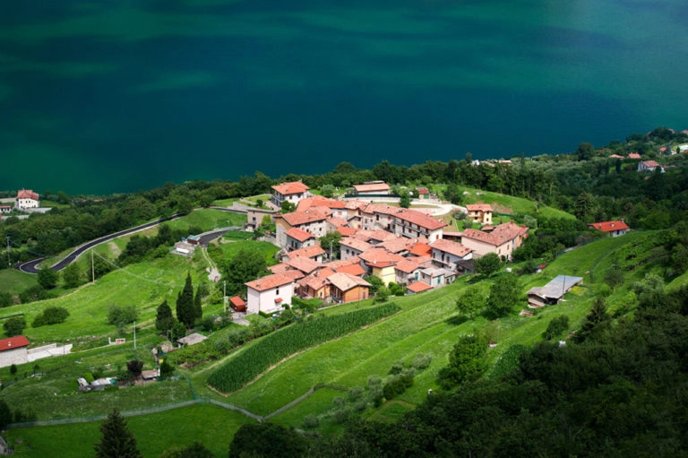 Cosa vedere a Monte Isola sul Lago d'Iseo - G. Case srl